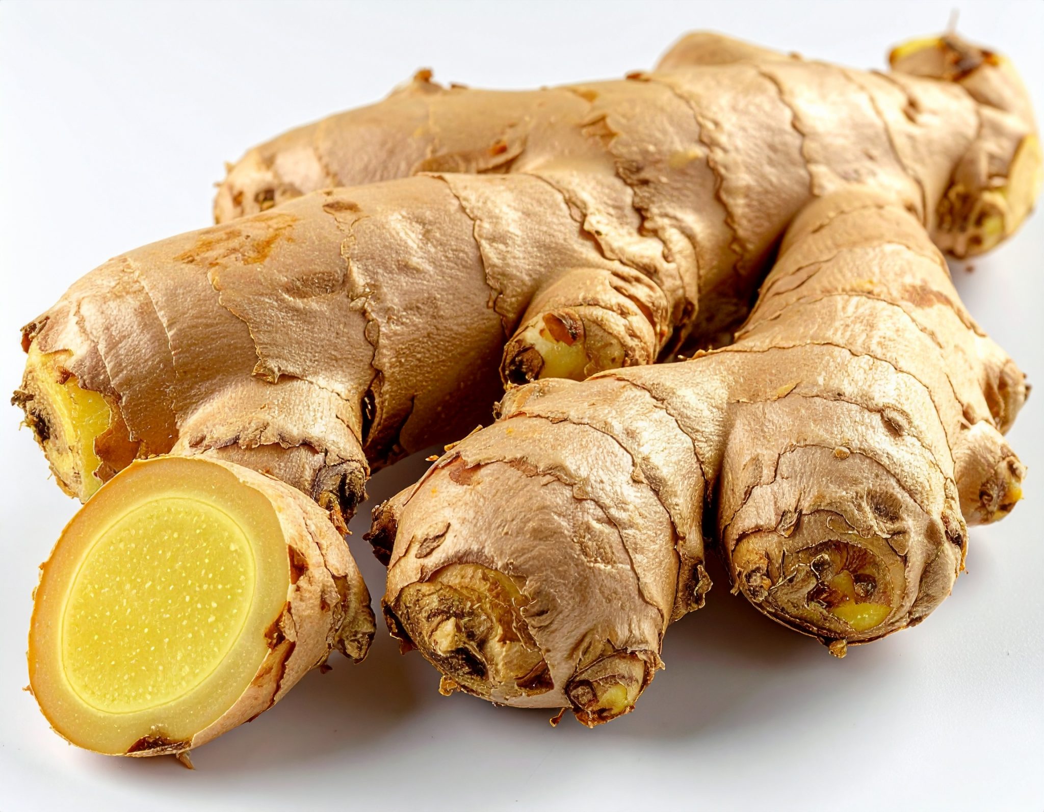 Poke Root Benefits and Side Effects You Should Know - Medicinal Herb Info